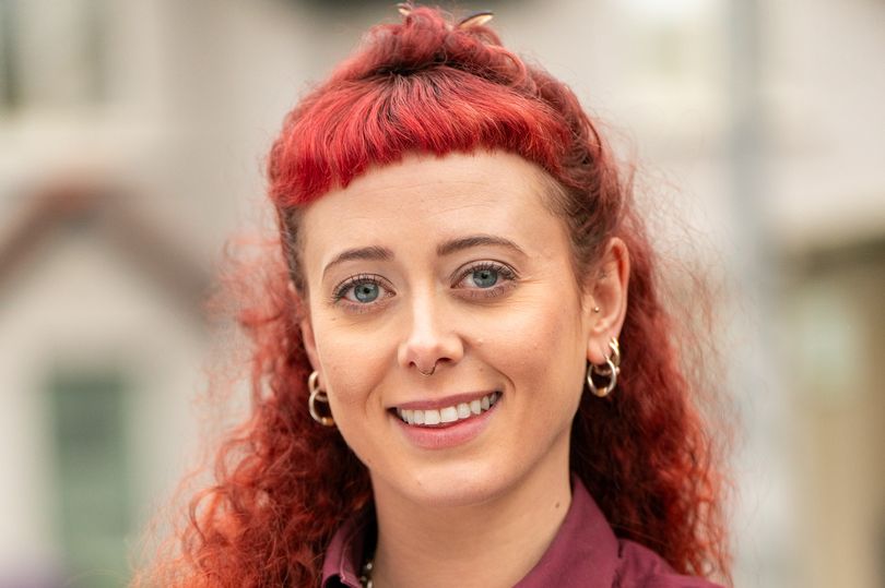 Fair City star Emily Lamey was questioned by airport security in travel ...