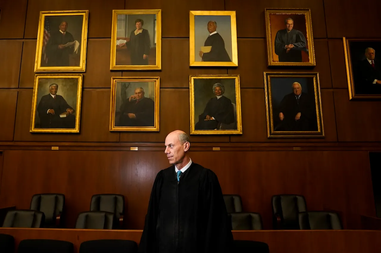 Trump admin asks DC appeals court to block Boasberg contempt inquiry ...