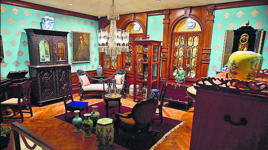 Museum exhibits objets d’art from collections of prominent Parsis