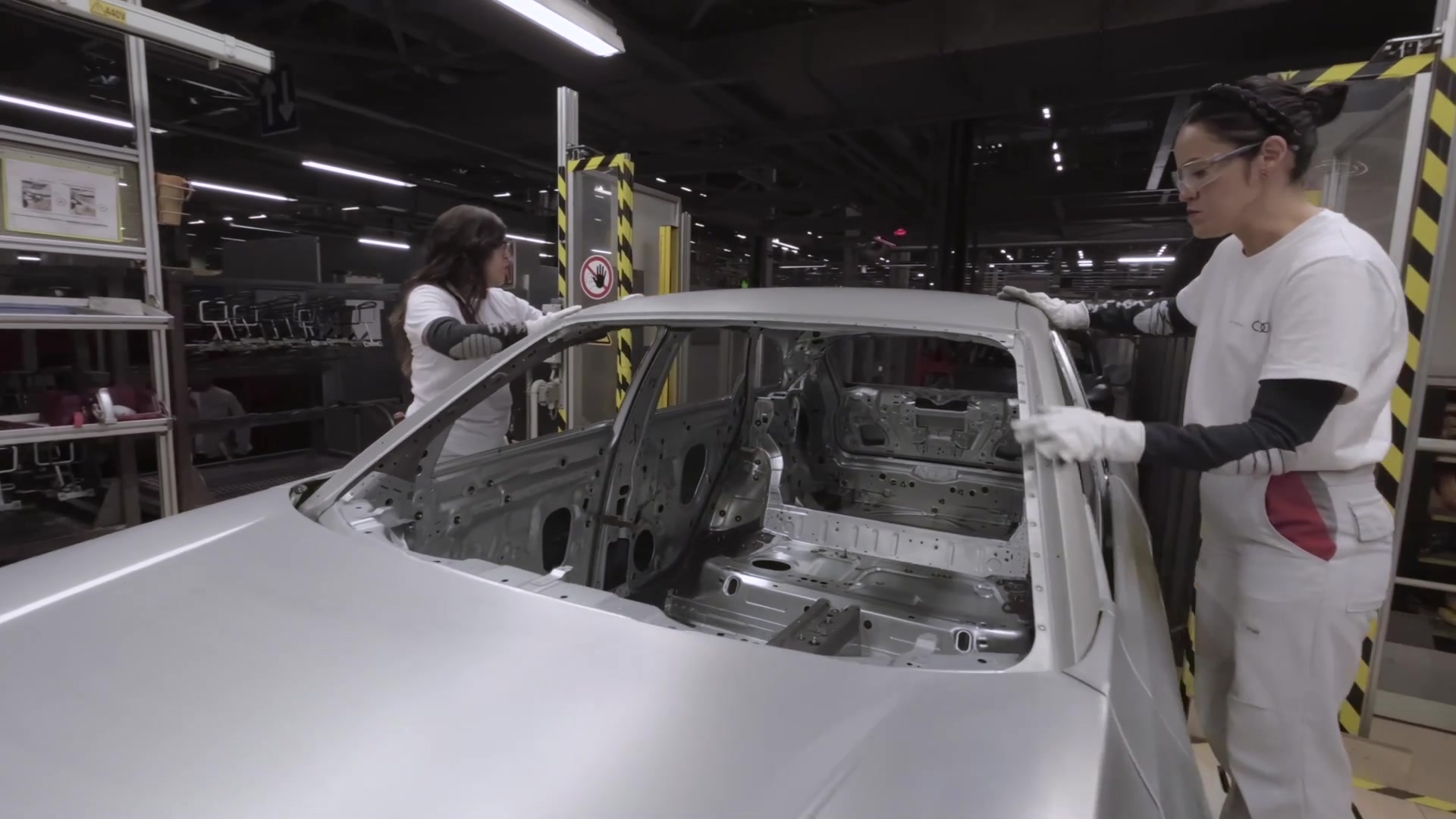 Audi Q5 Production at San José Chiapa Site – Body shop
