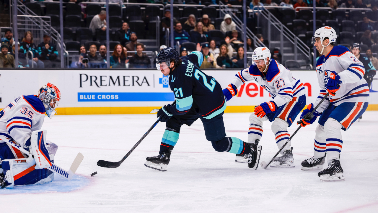 Kraken score twice in 16 seconds, cruise to win over Oilers