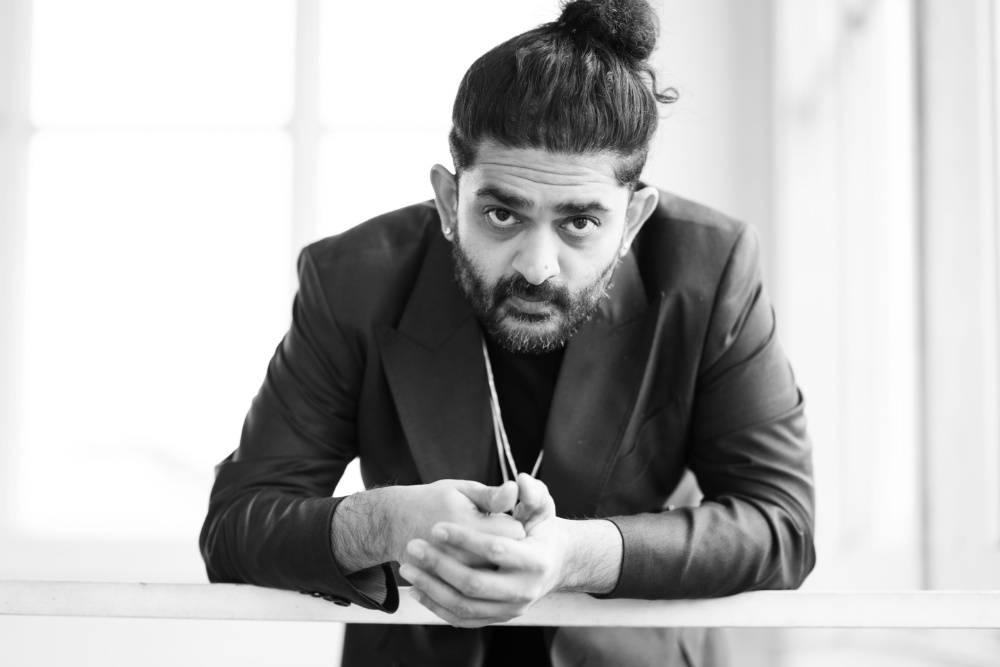 Sid Sriram Unveils ‘Sivanar' Under New Warner Music India Joint Venture ...