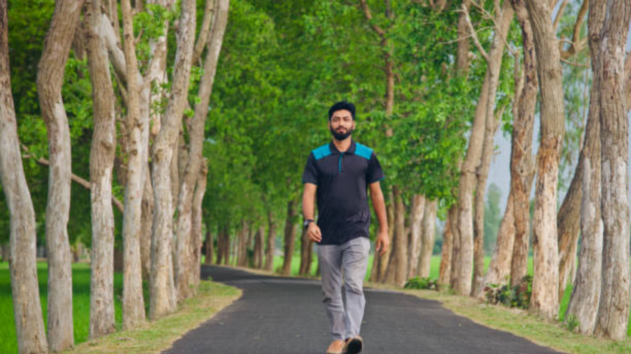 Walking vs gyming: How both impact the body and promote health