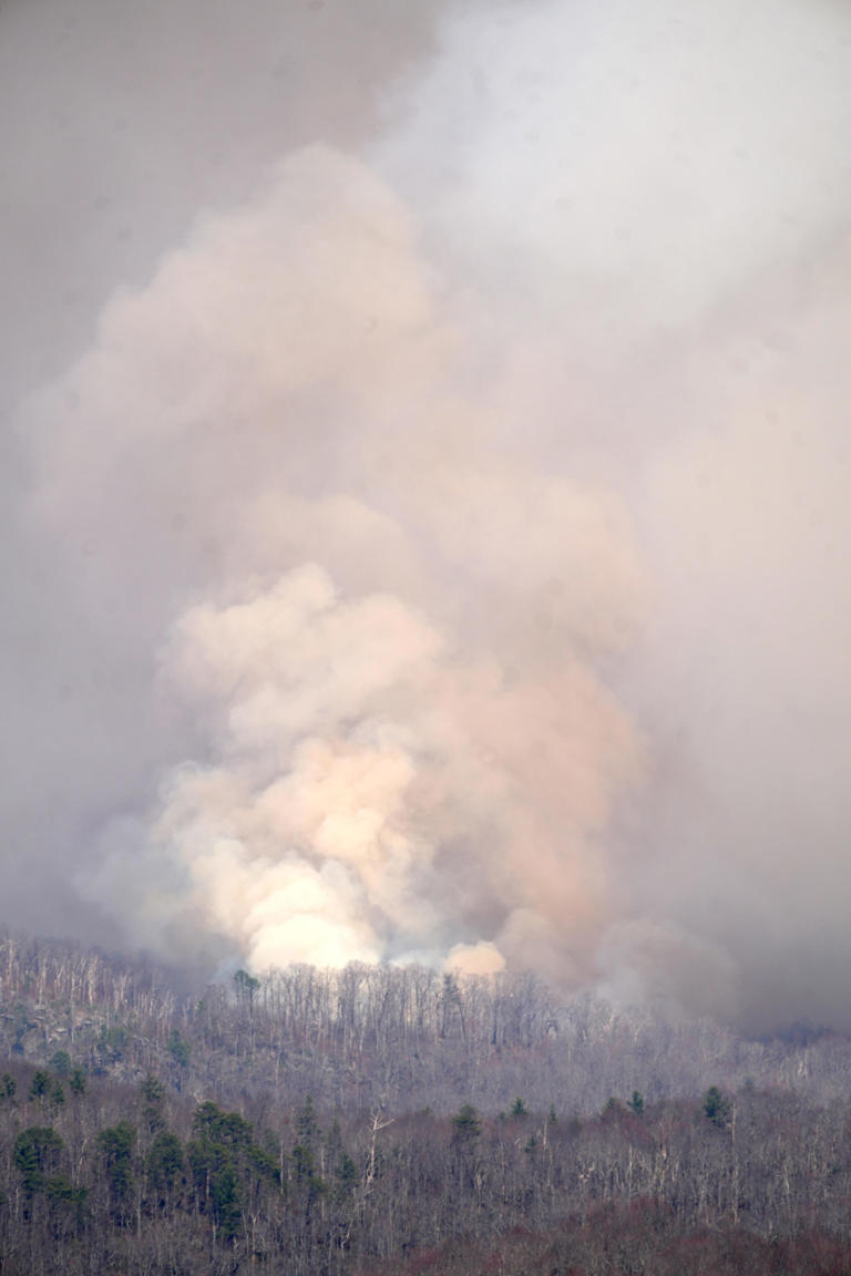 Western NC wildfire updates: See the latest from around the region ...