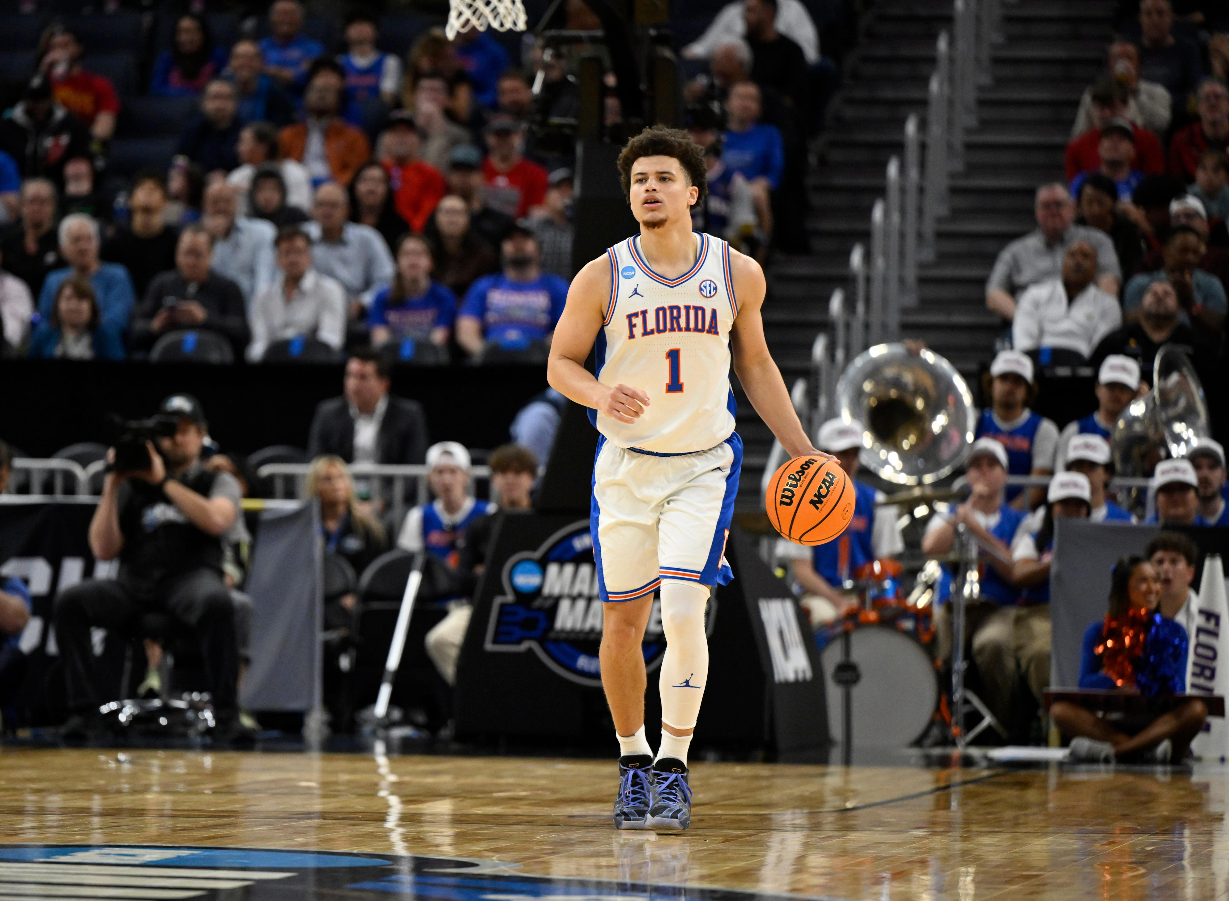 Suns grab Florida basketball star Walter Clayton Jr. in latest CBS ...