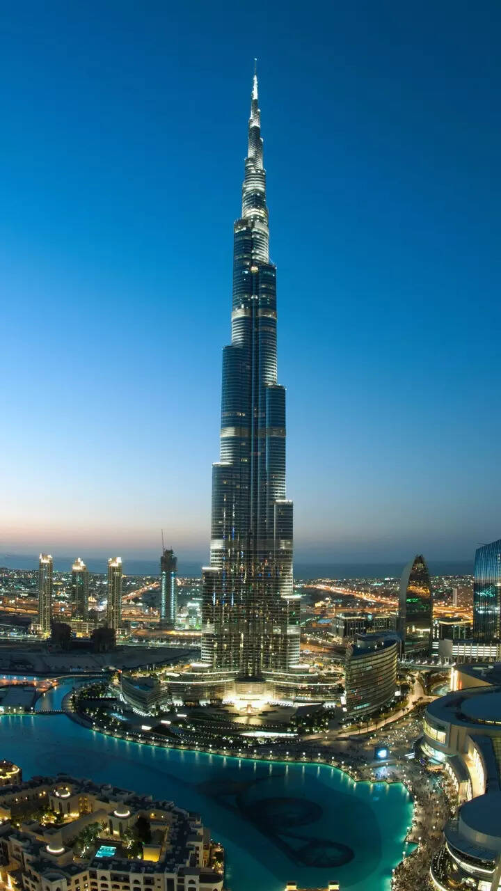 10 world's top megastructures worth travelling for