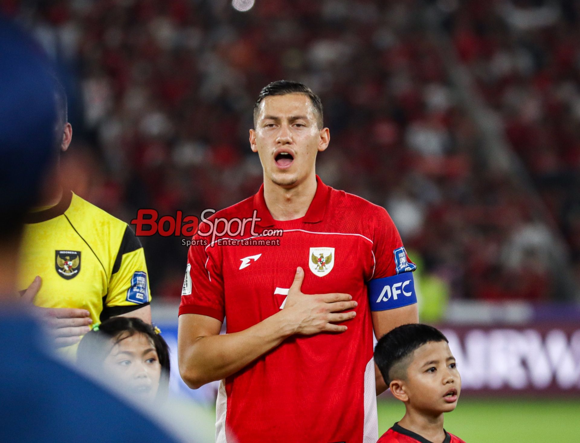 Kepada Media Italia, Jay Idzes Pamer Slogan Bhinneka Tunggal Ika di ...