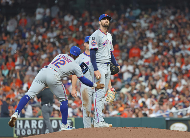 Clay Holmes’ first Opening Day start quickly became a Mets mess