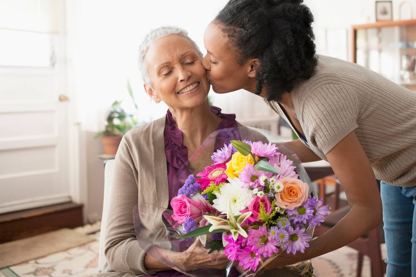 Best time to buy mums fresh supermarket flowers on Mother's Day