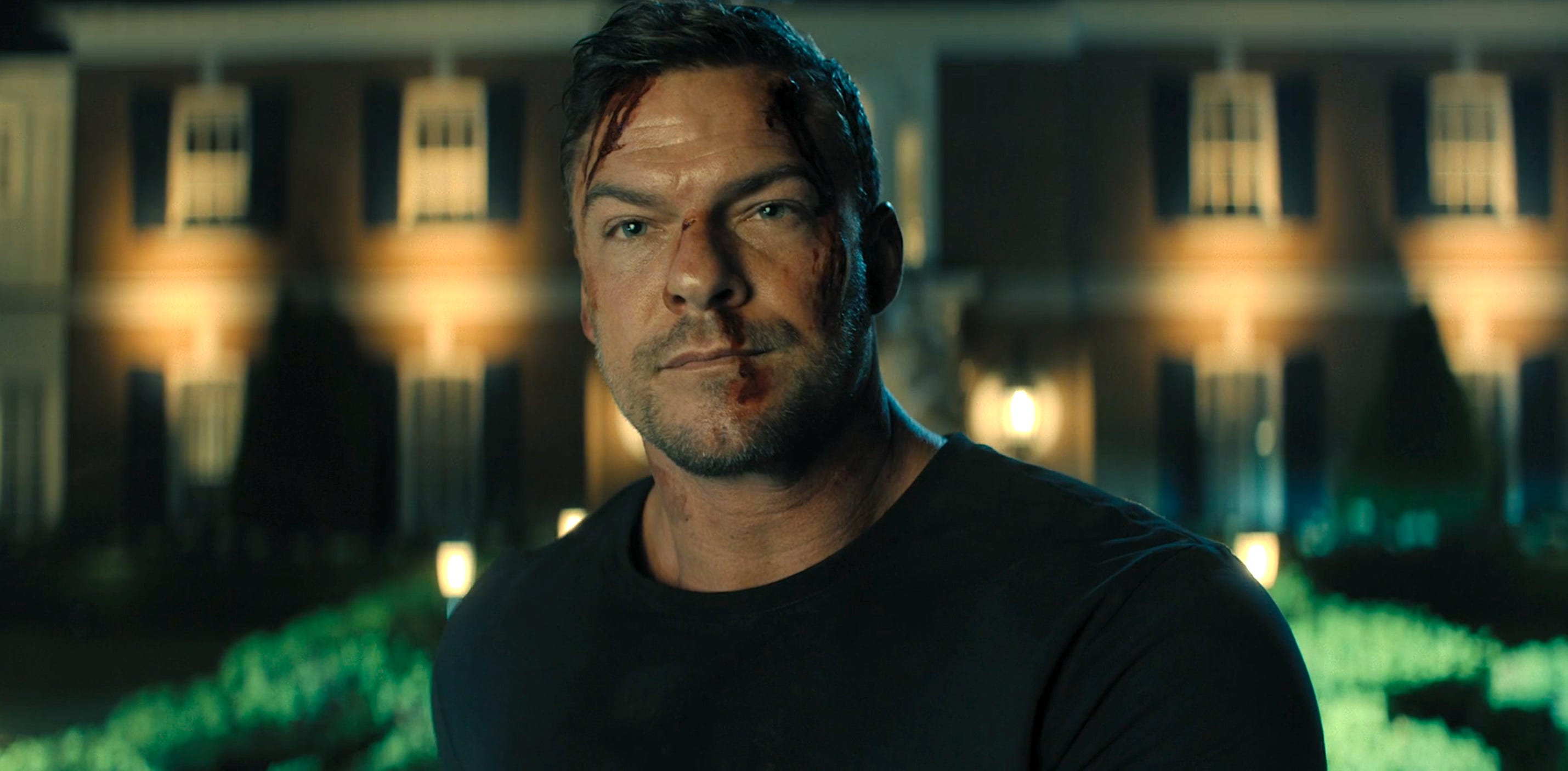 'Reacher' actor Alan Ritchson says he got knocked unconscious and took ...