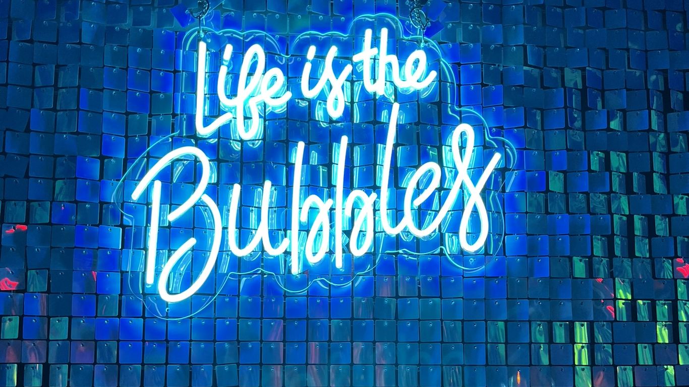 Bubble Bash back at Adventure Aquarium