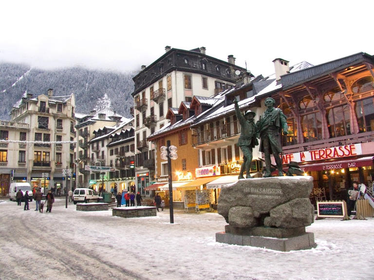 Chamonix, France: The Skier's Ultimate Guide