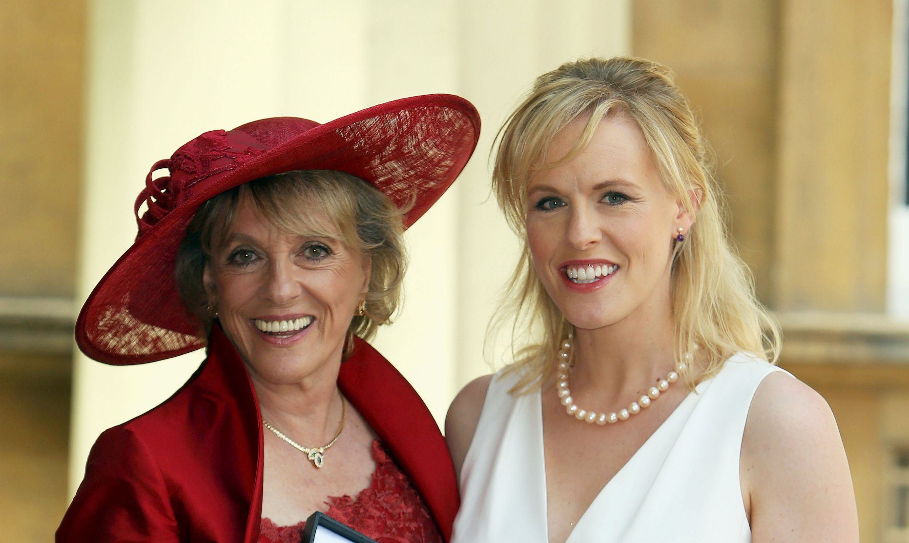 Dame Esther Rantzen’s daughter shares devastating health update on star ...