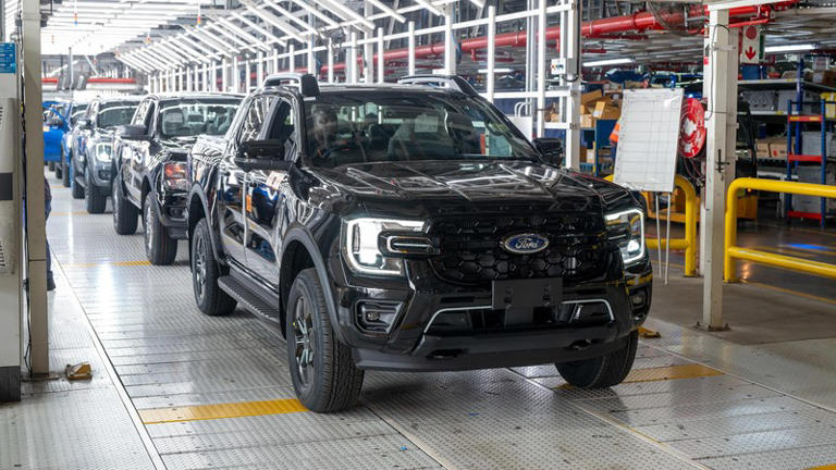 Ford's Silverton plant in South Africa exclusively makes Ranger hybrid ...
