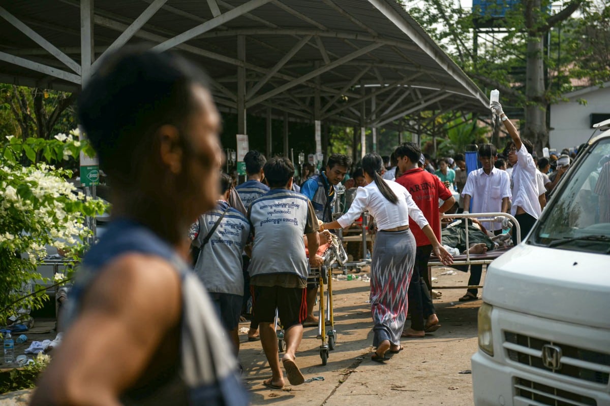 Lines of wounded at Myanmar hospital after powerful quake