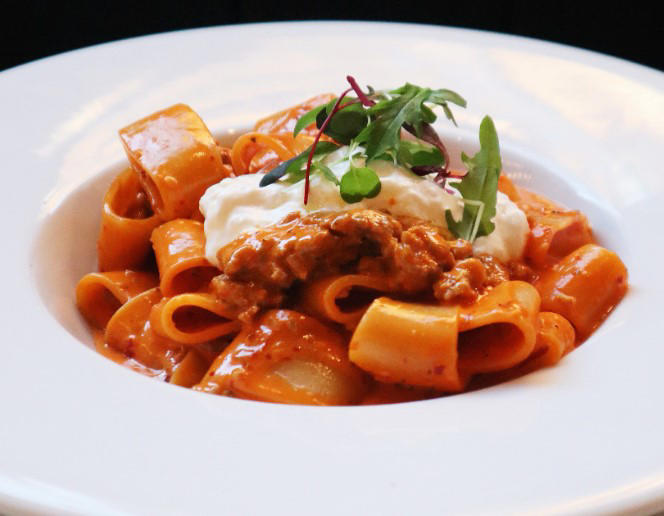 8 reasons why Ingram Street makes the Merchant City one of Glasgow's ...