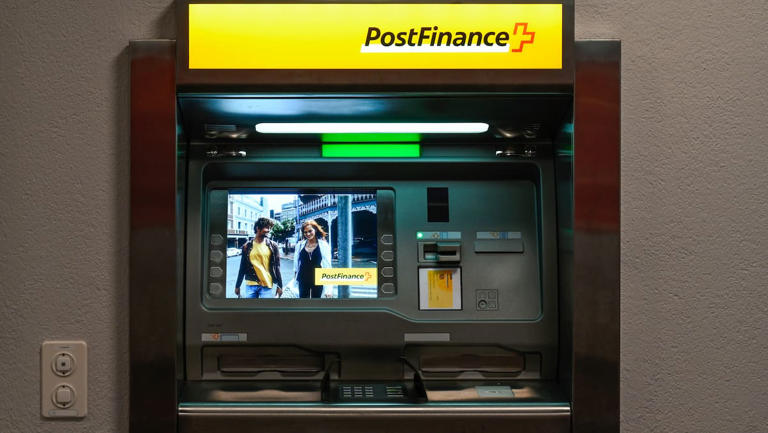 Aus Angst vor Trump-Sanktionen: Postfinance kündigt Auslandschweizern das Konto