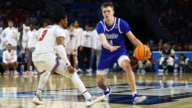 College Basketball Transfer Portal: Top 10 Committed for 2025