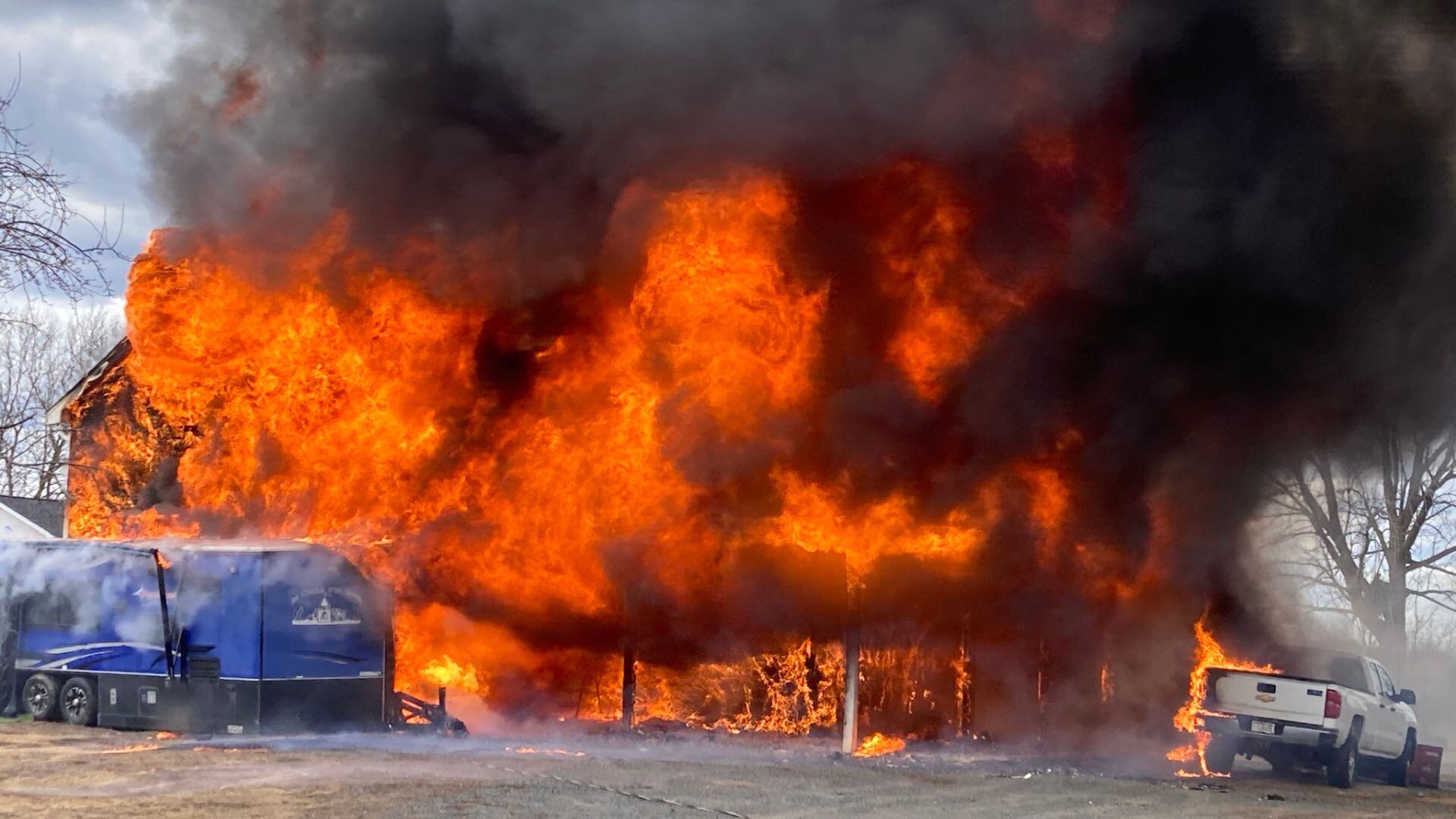 Major structure fire reported in Polk County