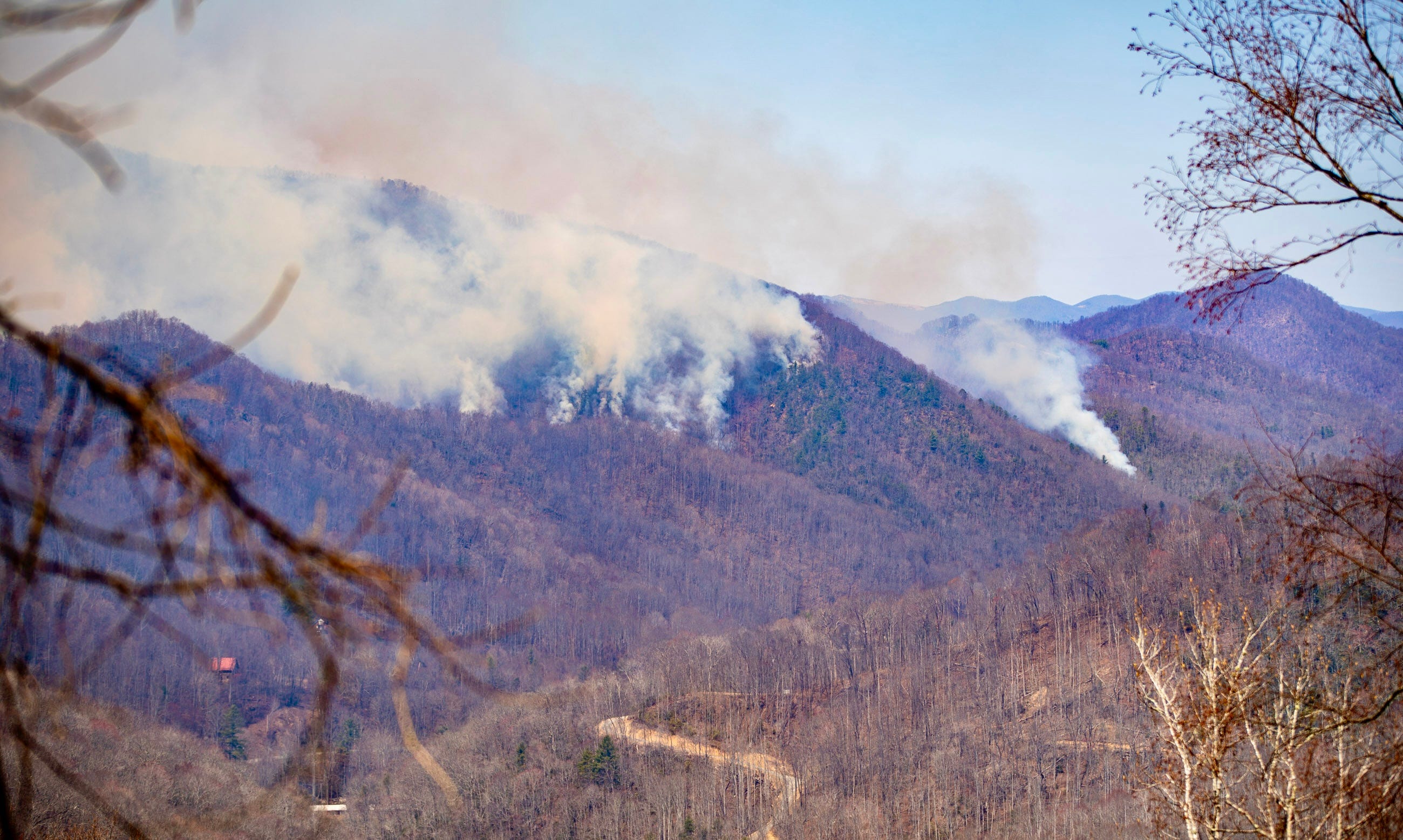Western NC wildfires hold steady after rain; Pisgah Forest fire least ...