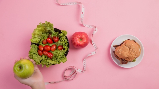 Weight loss coach shares 5 game-changing habits that can make weight ...