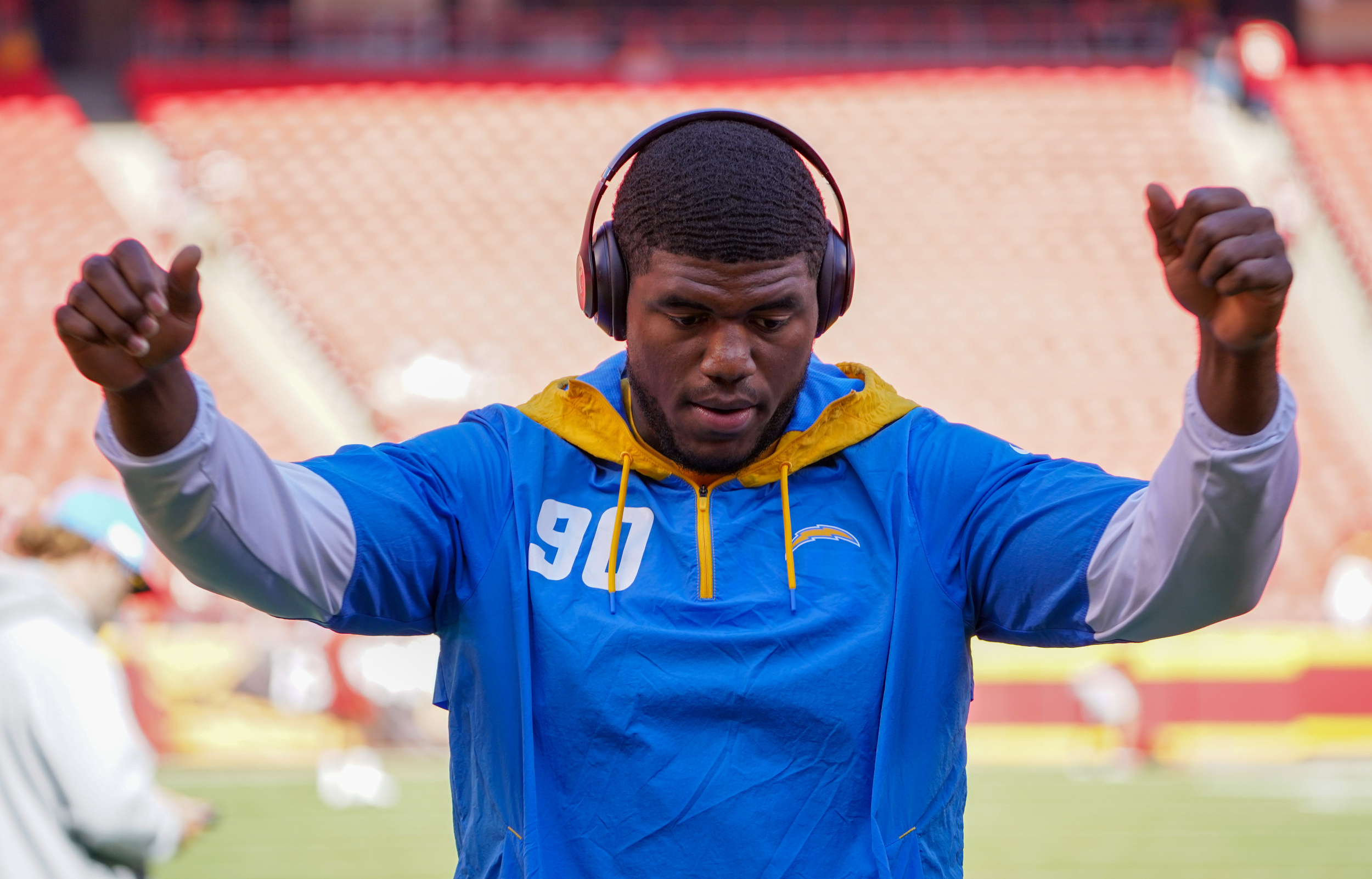 Buccaneers Re-Signing DL Eric Banks