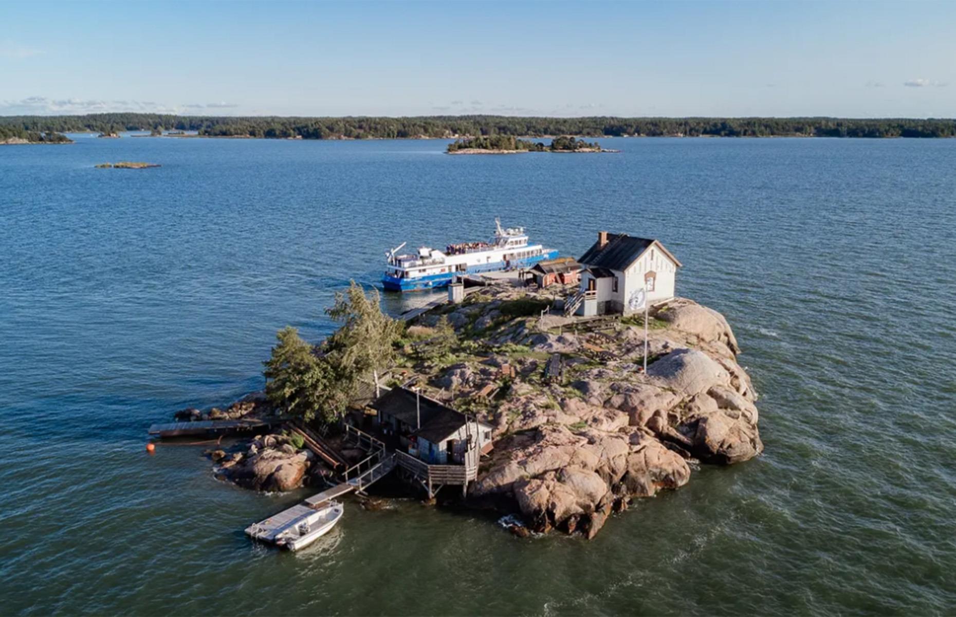 11 perfect and AFFORDABLE private islands for sale