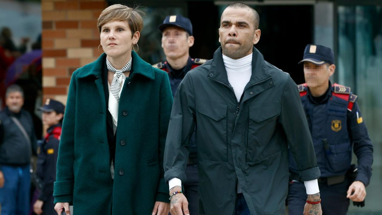 Espanha: tribunal absolve Dani Alves dos crimes de abuso sexual