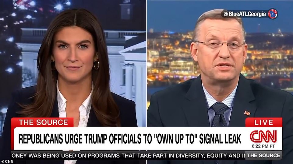 CNN anchor Kaitlan Collins left stunned as Trump official turns tables