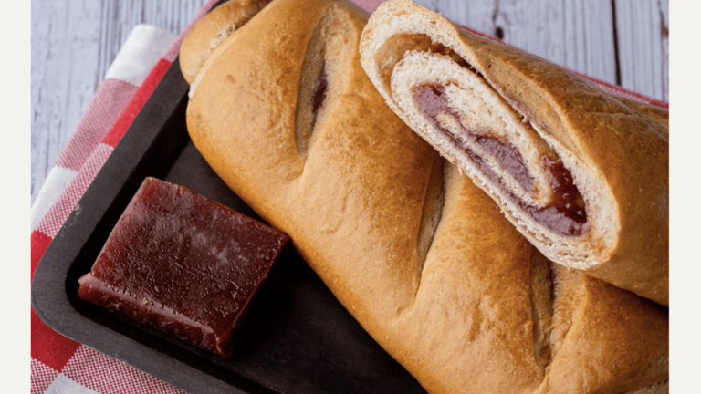 Receta de pan de guayaba un bocado dulce lleno de sabor
