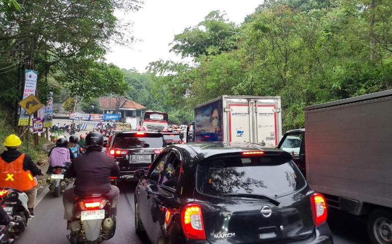 Kemacetan Panjang Sempat Terjadi di Jalur Selatan Nagreg, Polisi Ungkap Penyebabnya