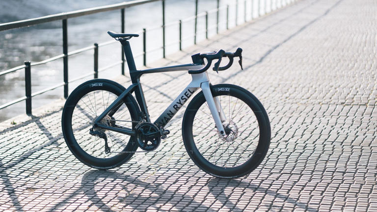 I spent 20 hours testing the new Van Rysel RCR-F and it’s better than ...