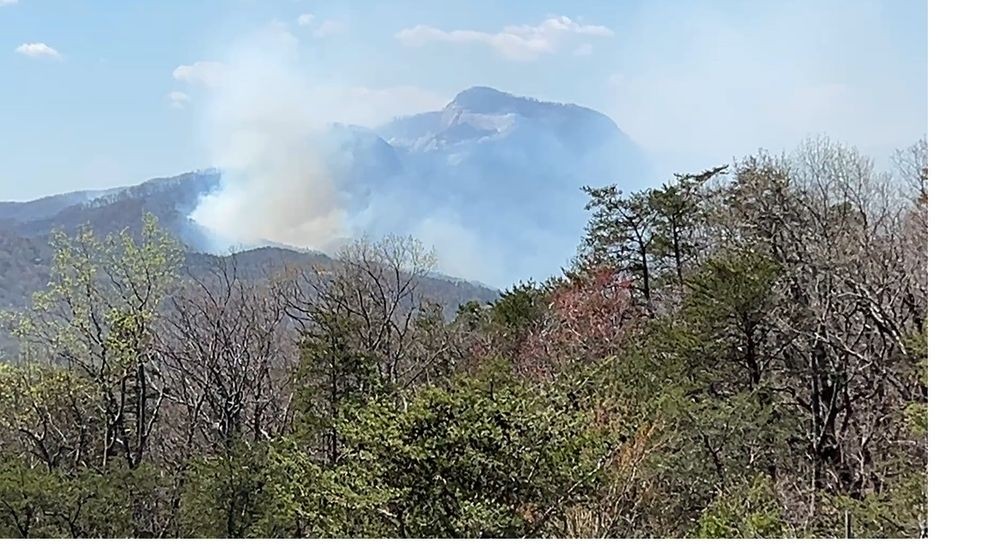 LIVE UPDATES (March 29): Table Rock Fire burns 11,000 acres, crosses ...