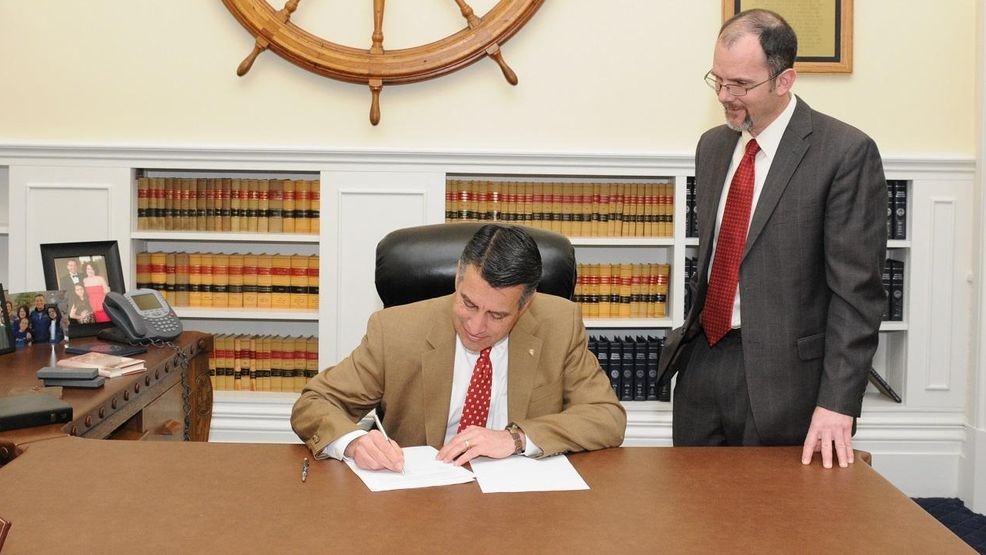 Former Nevada state superintendent returns to role on interim basis