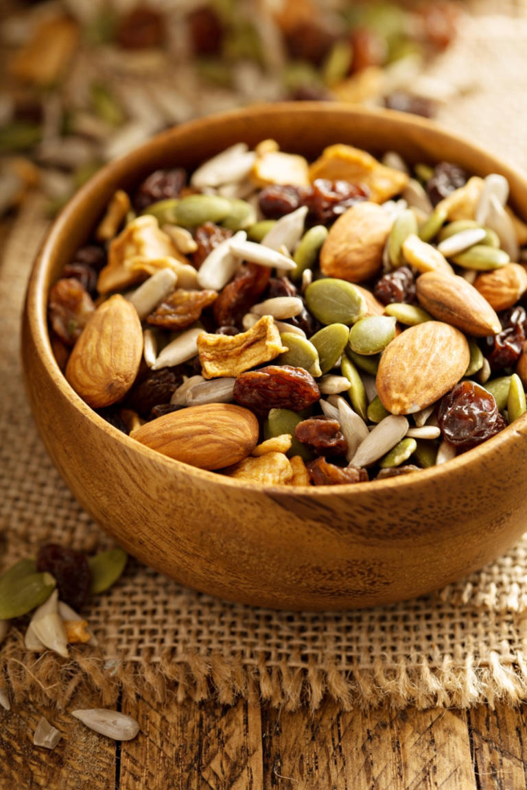 Low-Sodium Snacks for High Blood Pressure: Healthy Snack Ideas