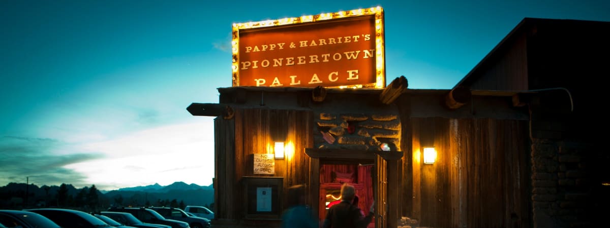 The Best Restaurants & Bars In Joshua Tree