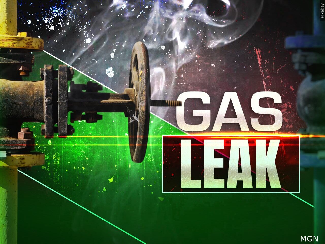 Lightning strike leads to natural gas leak in Oregon