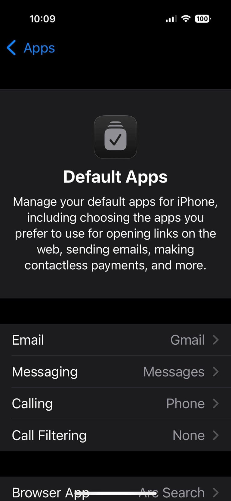 Apple will let you set WhatsApp as your iPhone's default phone app