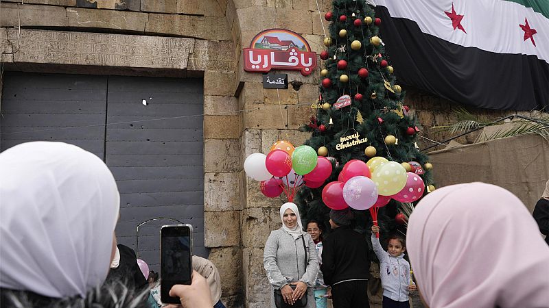 Syrians to celebrate first Eid al-Fitr after the fall of Bashar al ...