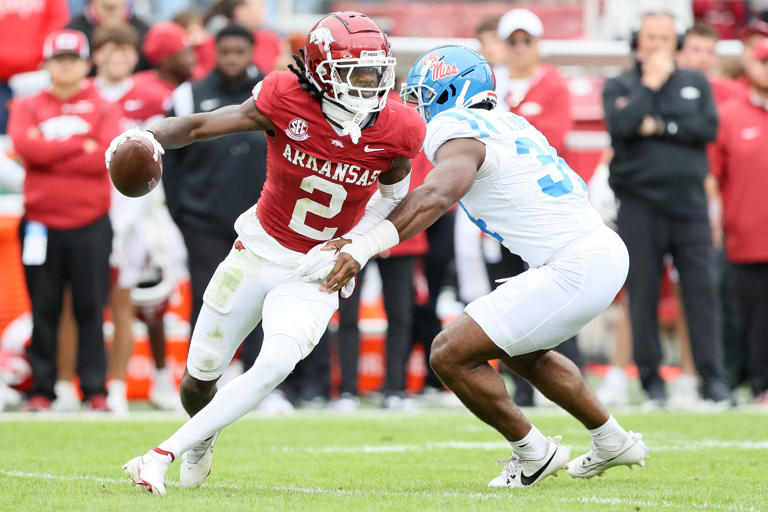 Chiefs scouting report: Arkansas Razorbacks WR Andrew Armstrong