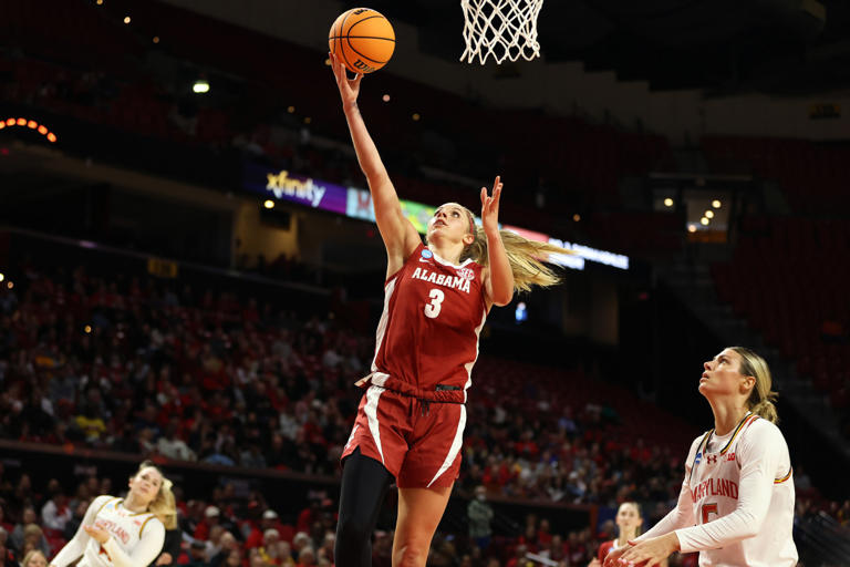 WNBA Fans Fall in Love With Sparks' Draft Pick Sarah Ashlee Barker