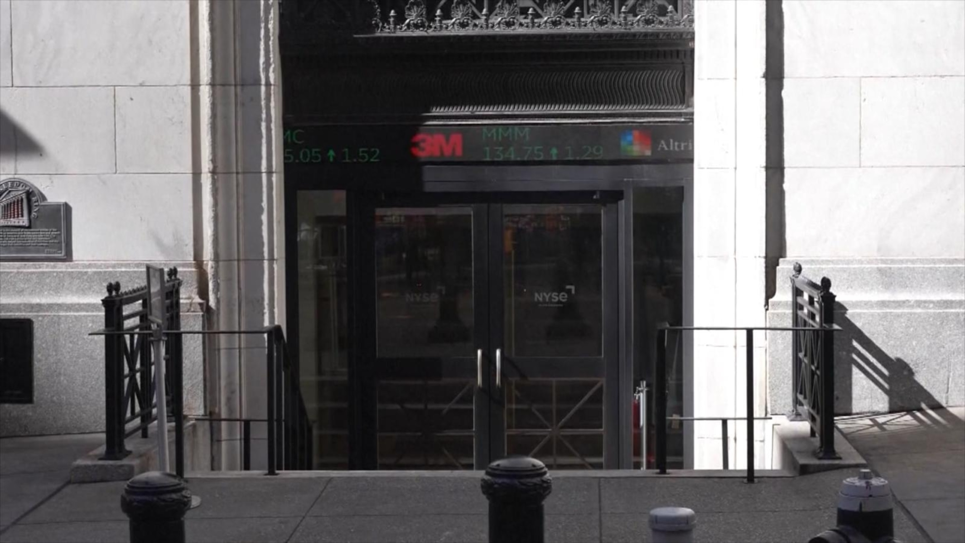 Stocks sink as inflation fears impact consumer sentiment