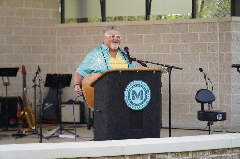 Craig Wiseman honored with Mississippi Country Music Trail marker