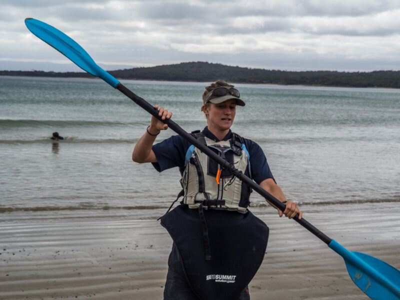 A spectacular way to see Coles Bay, Tasmania: kayaking with Freycinet ...