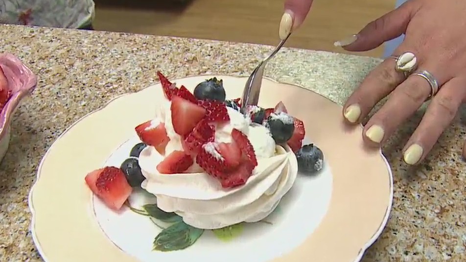 'The Great American Baking Show' winner launching classes