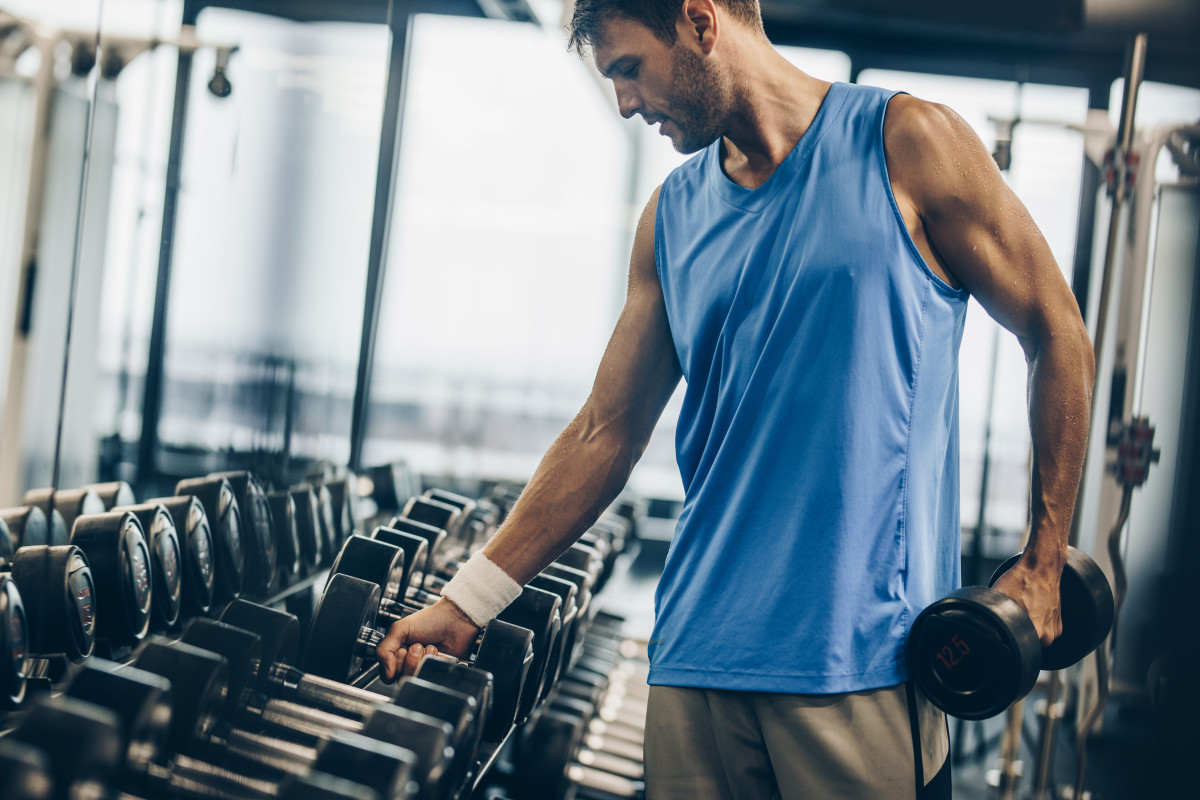 How to Do Split Squats for a Better Lower-Body Burn