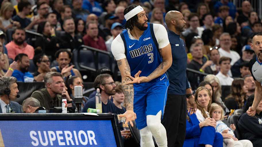 Mavericks' newest injury forces Anthony Davis into uncomfortable reality