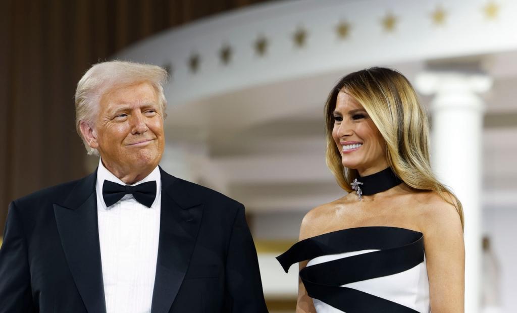 Melania Trump : sa robe de mariée est-elle vraiment en vente sur eBay