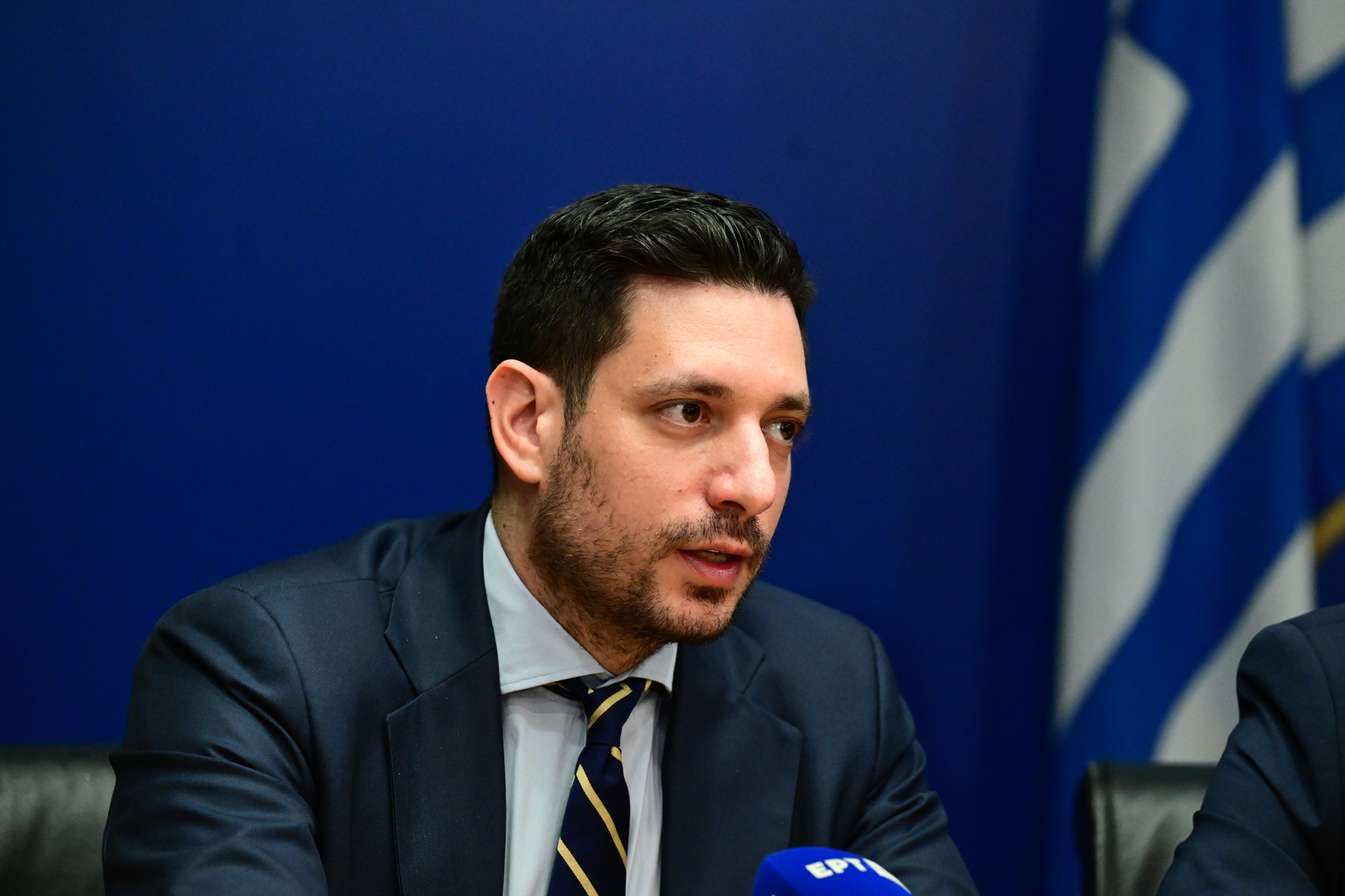 Τηλεφωνική επικοινωνία Κυρανάκη με τον οδηγό αστικού που έπεσε θύμα ...