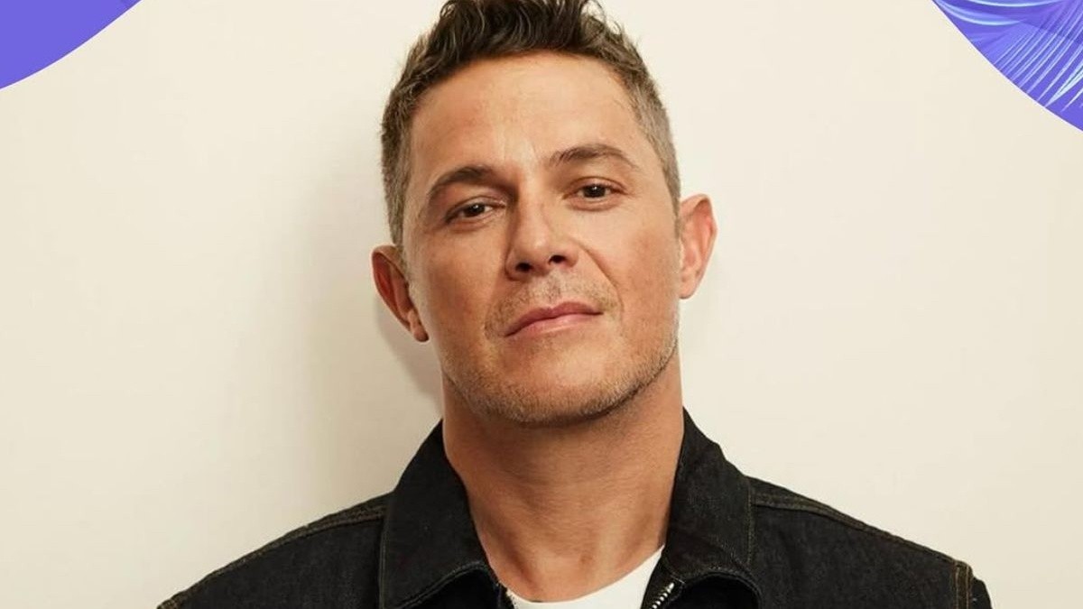 These Are the Beautiful Women Who Have Captured Alejandro Sanz's Heart